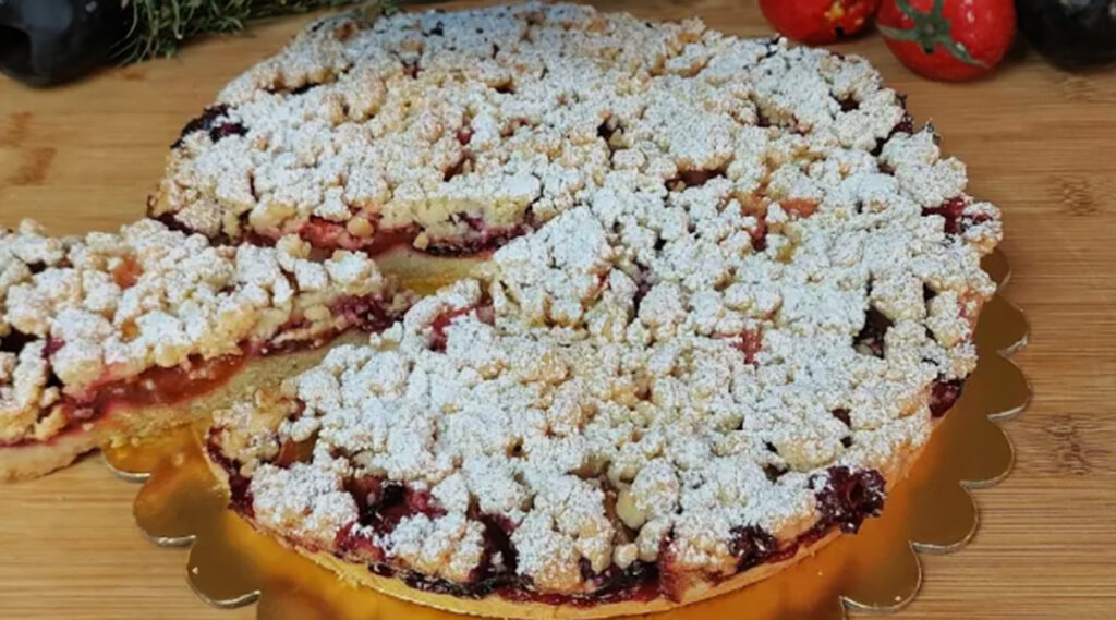 Najchutnejší krehký slivkový koláč s drobenkou: Jednoduchý recept ...