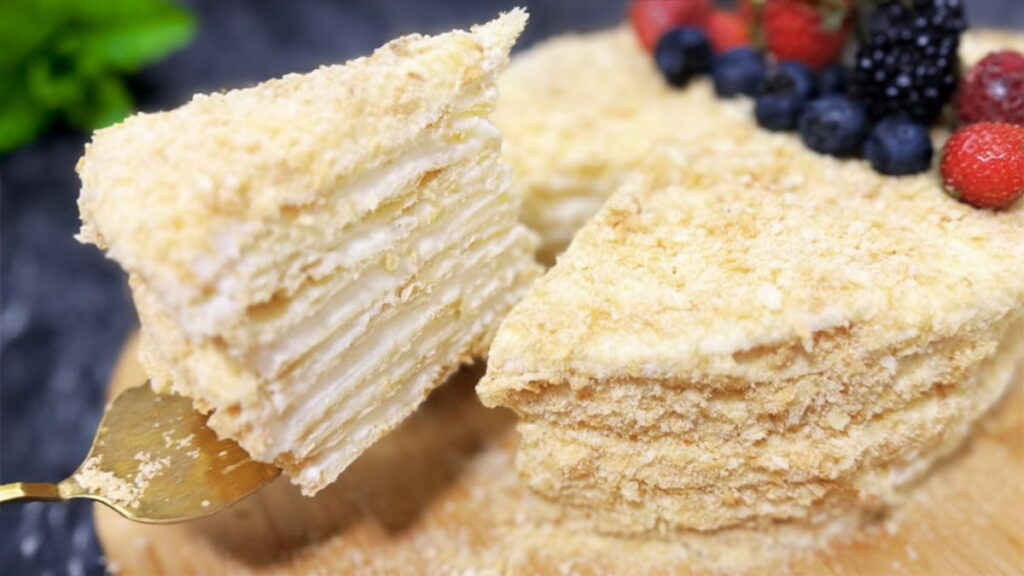 Lahodná klasika Napoleon: Recept na tento dezert s karamelovým krémom ...