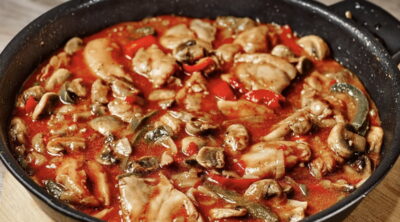 Fantastický maďarský kurací guláš: Tento recept si zamilujete, je ...