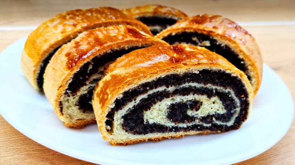Recept mojej starej mamy z Maďarska na mäkučký makový závin: Krehký a ...