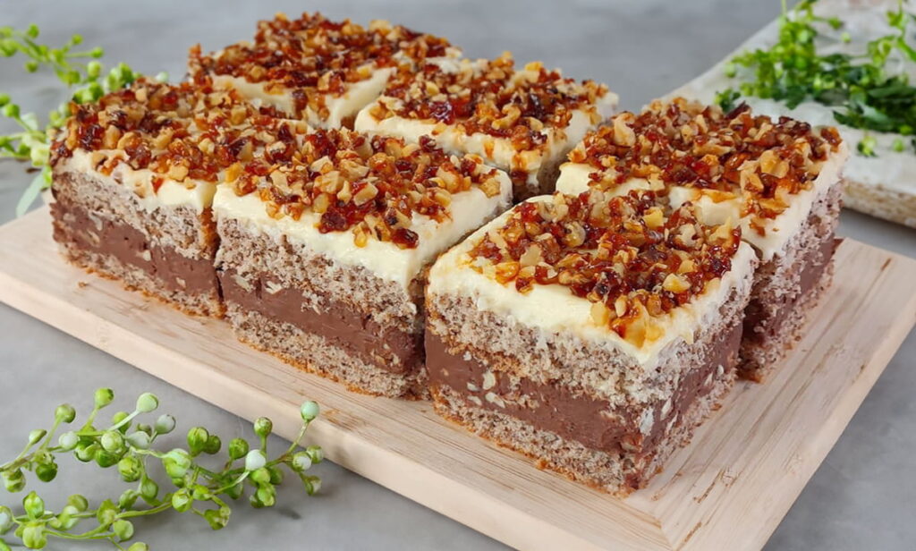 Úžasný orechový koláč s čokoládovým krémom: Na svete neexistuje človek ...