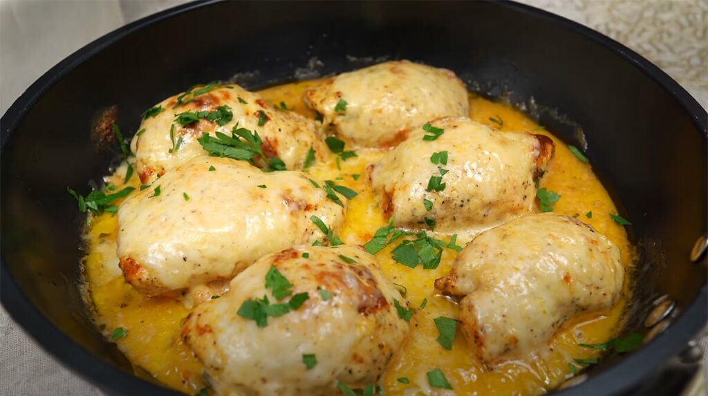 Najchutnejší recept z kuracích pŕs, aký som kedy jedol! Jednoduché, výdatné a veľmi šťavnaté ...